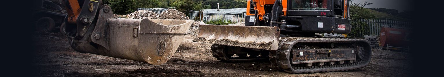 NEW 8 TONNE TRACKED EXCAVATOR - Briggs & Partner Ltd